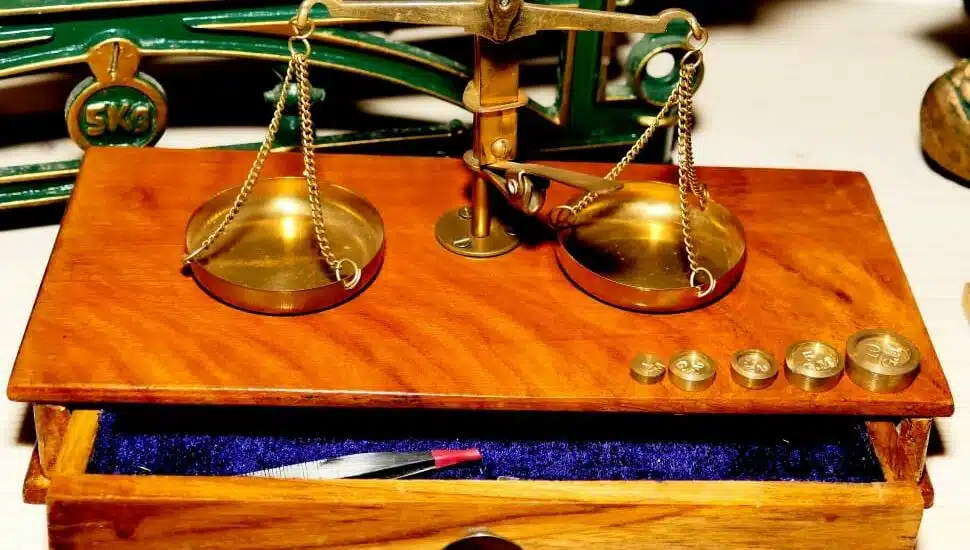 How to weigh gold or jewelry at home? | GOLDMARKET